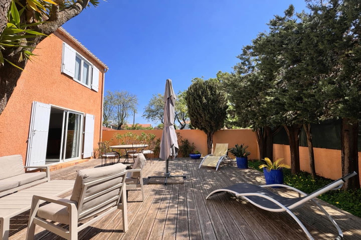 Charming Townhouse Close To The Sea - Le Pradet