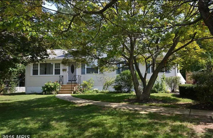 Cozy Sweet Home In Falls Church - Falls Church, VA