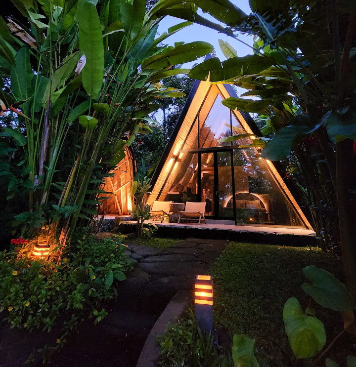 Dc Ubud-a-frame Jungle Retreat W/ Volcano & H-tub - Bali