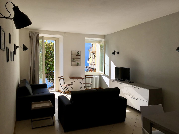 Sonny Apartments Sul Porto Di Malcesine - Malcesine