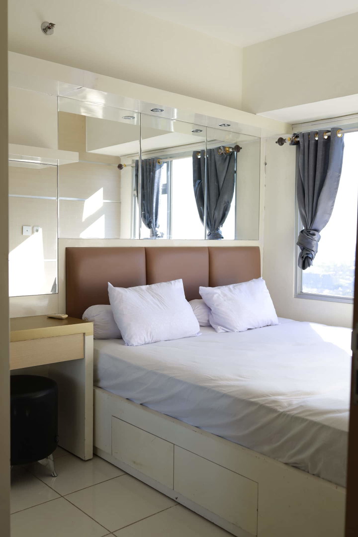 Comfy 2br Apartemen Educity Tower By Vivera - Surabaya