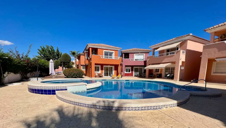 3 Bedroom Villa With Shared Pool - El Palmar