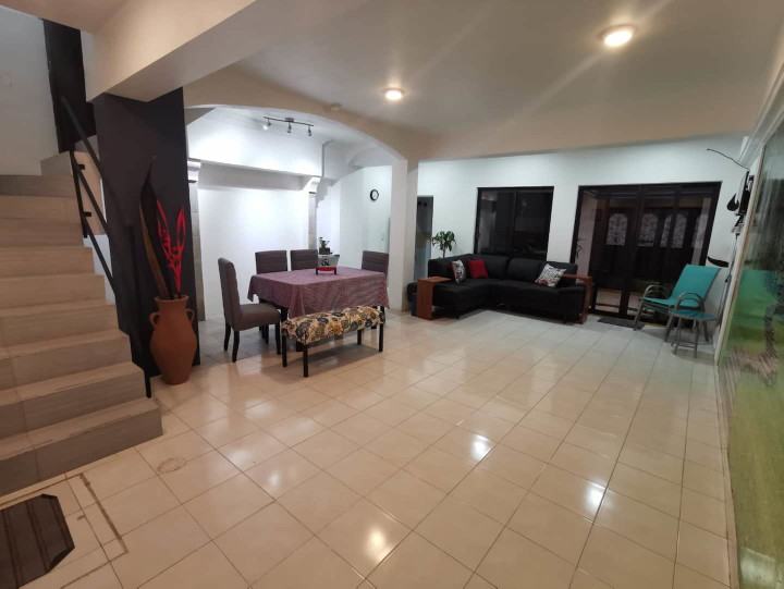 Bonita Casa, Excelente Ubicación - Córdoba