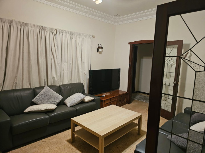 Paradise Como Multiroom Villa. Great Location. Gym - South Perth