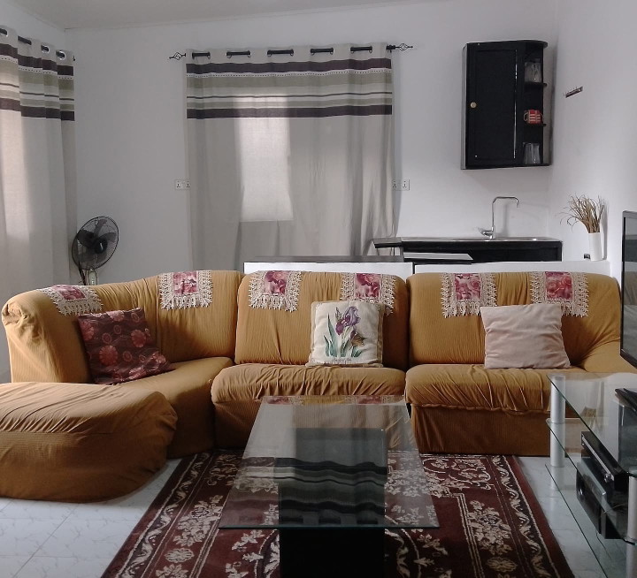 Spacious Studio Flat - Gambia