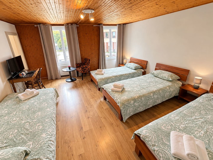 Chambre Quadruple | Hôtel La Poste - Divonne-les-Bains