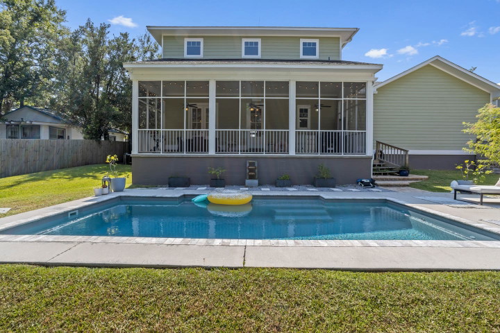4br/3.5ba W/pool - Walk To Downtown! Near Beach! - Biloxi, MS
