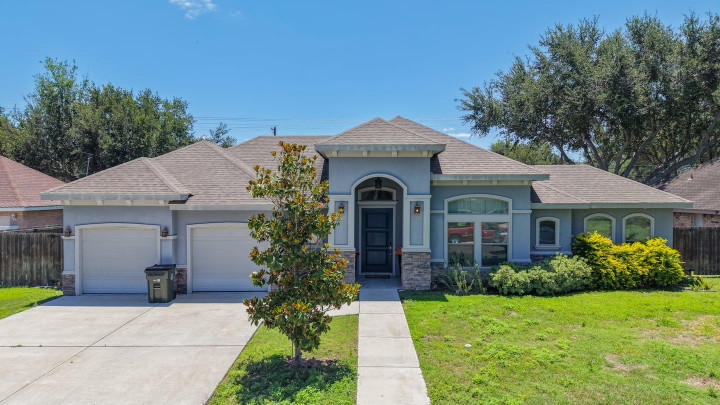 Casa Dora Jeanne: Cozy Retreat With Pool - Mission, TX