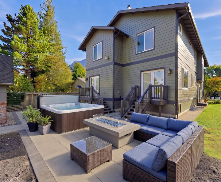 North Bend Getaway | 2 King Beds And Bunk Beds - North Bend, WA