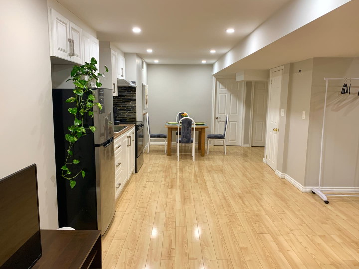 全新现代风温馨家庭房(自助入住) - Markham, Canada