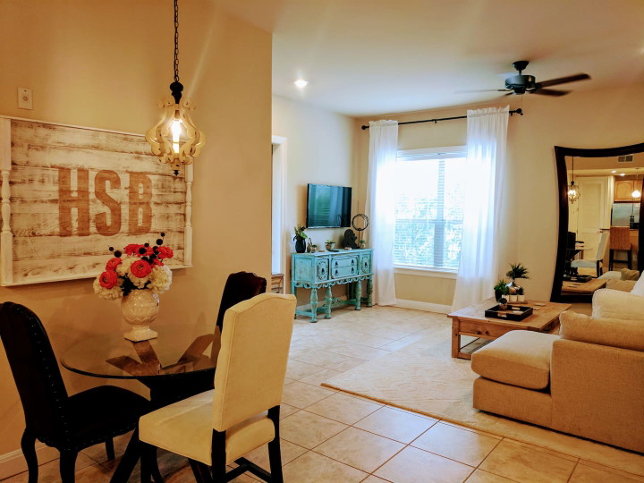 Lakeside Condo Next To Resort Yacht Club & Marina - Horseshoe Bay, TX