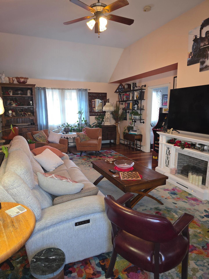 Kingsley Homestead - Walking Distance To Downtown - Rutland, VT