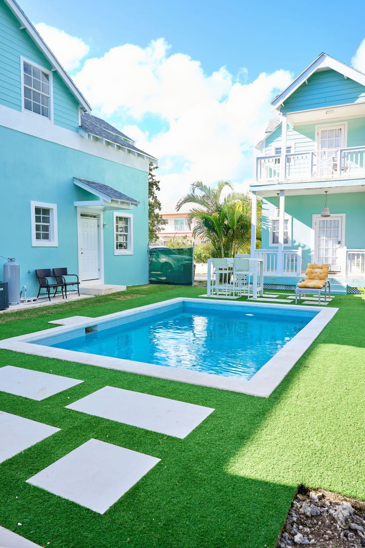 Coastal 4b2b Unit Near Beach W/free Airport Pickup - Nassau