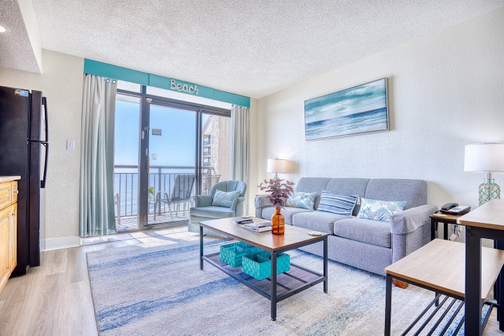Oceanfront Resort Condo With Lazy River - South Carolina