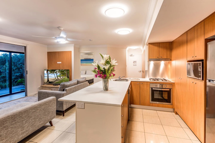 Oasis 10 - Hamilton Island