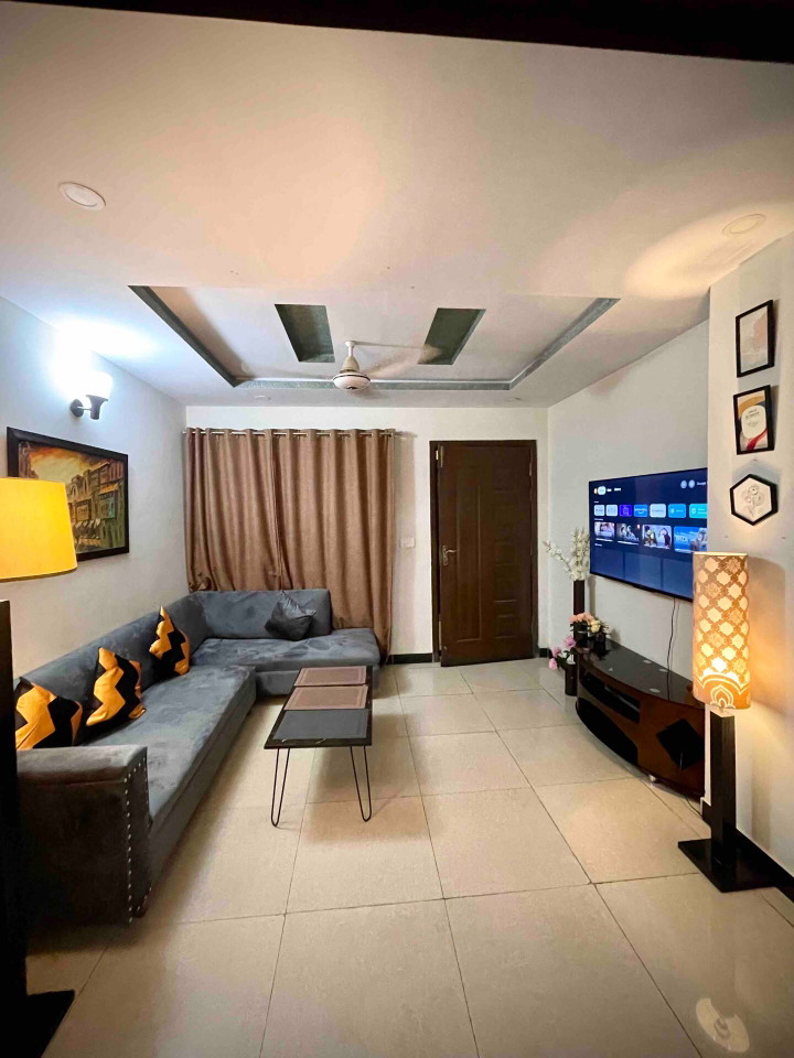 206 1blk Apartment In E-11/2 - Islamabad