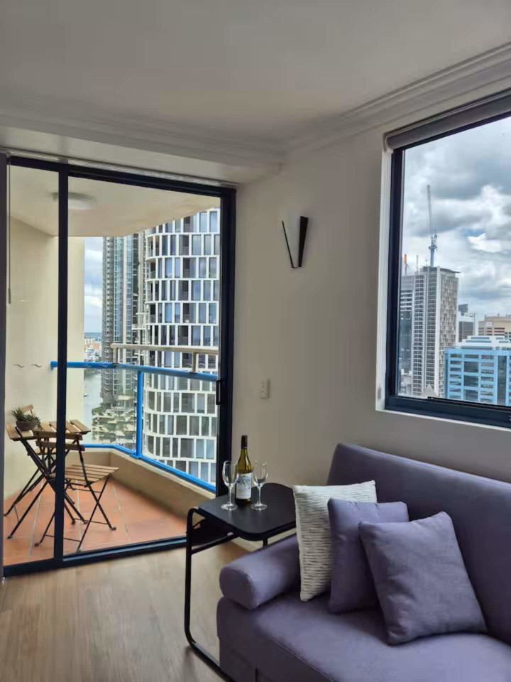 Bright 1br Cbd Apt | River Views | Pool & Parking - Brisbane