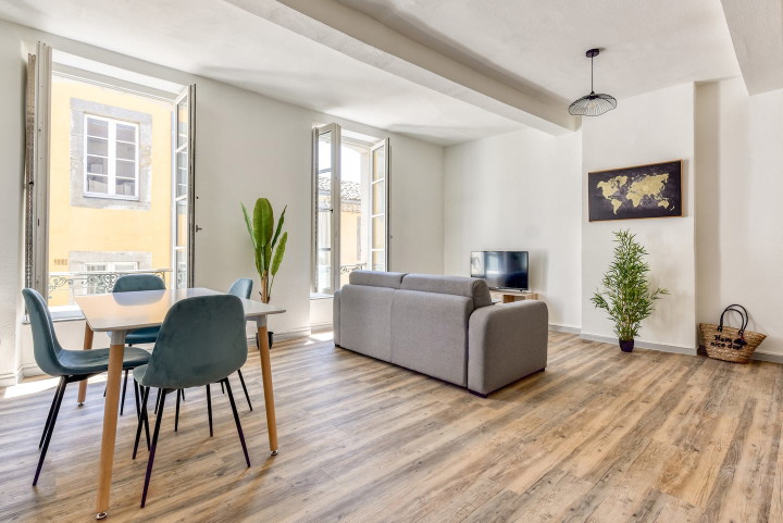 Ô Grand Carnot City Centre Near The Station Netflix - Carcassonne