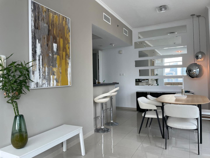 Stylish 1 Bedroom Apartment With Stunning Views - Dubai Marina