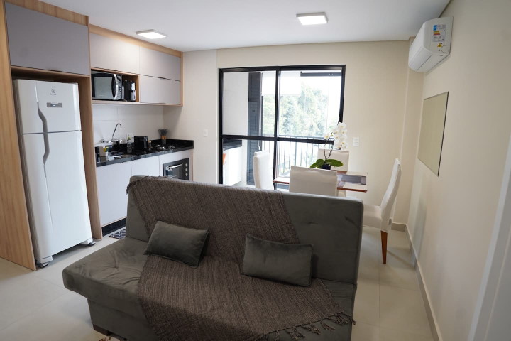 Apartamento Com Vista Ensolarada - Curitiba