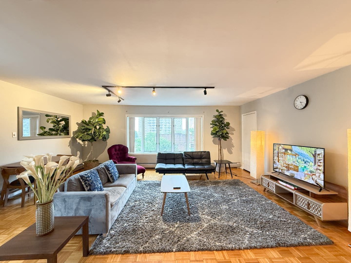 Modern Getaway 25 Min To Nyc+parking - Long Island, NY