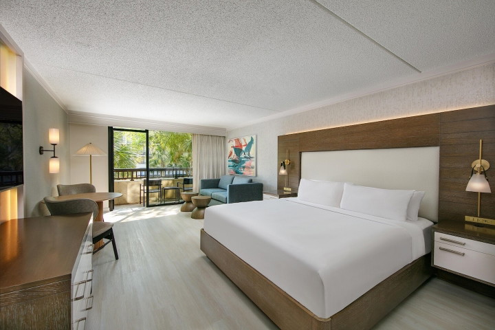 Comfort And Relaxation! Beachfront, Outdoor Pool - Hilton Head Island, SC