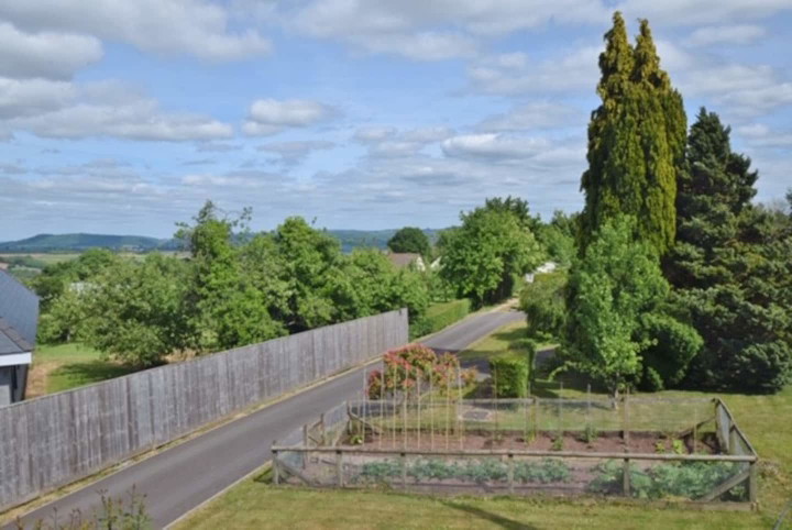 Treetop View Towards The Wye Valley - Monmouth