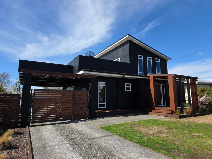 Relax At Rainbow -
Your Home Away From Home - Taupō