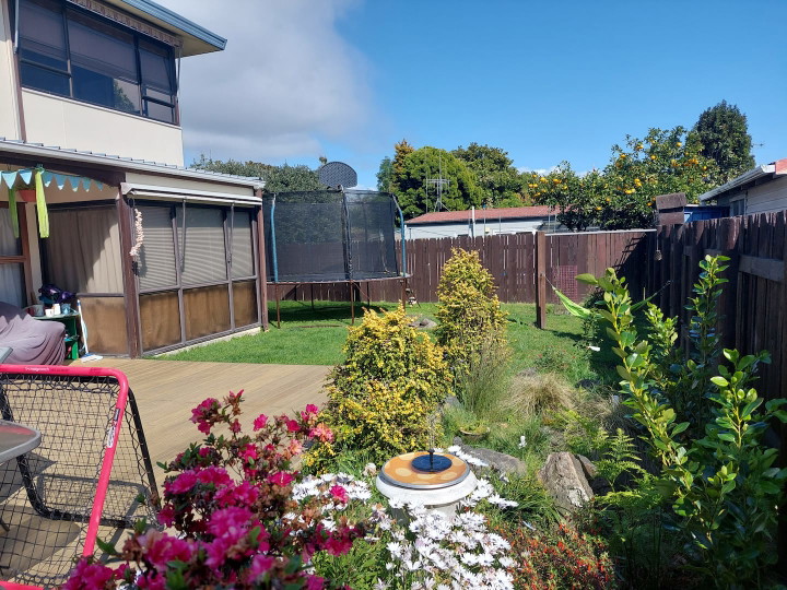 Spacious Room With Own Bathroom In Family House - Tauranga