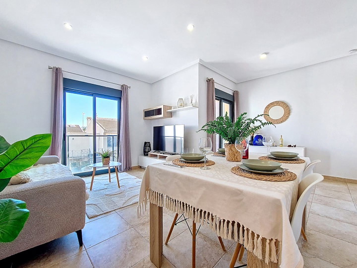 Stylish Apartment In Central Location - Pilar de la Horadada