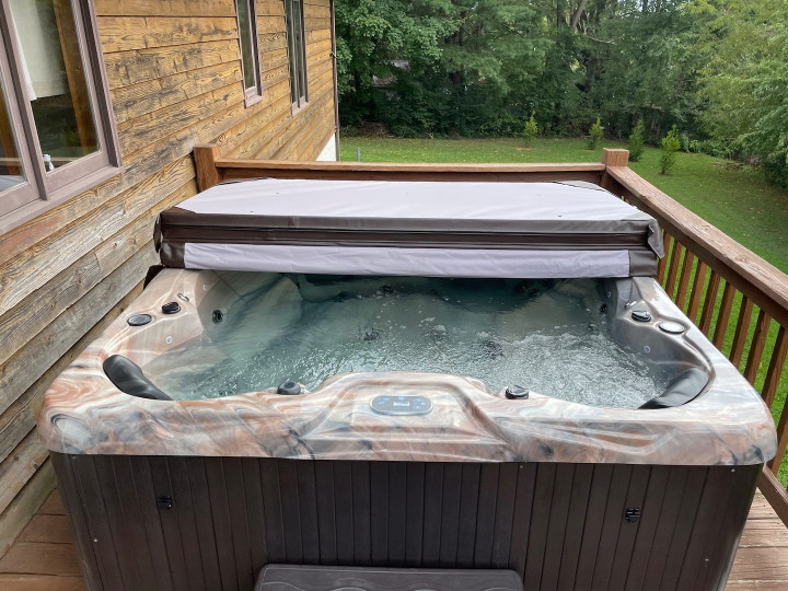 Lovely Cottage In West Asheville. Hot Tub. Pool Open For Summer! - Asheville, NC