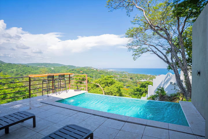 Coastal Studio With Infinity Pool · Near El Tunco - El Salvador