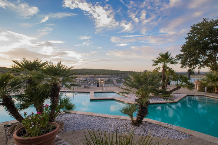 Charming Villa With Wrap Around Balcony! - Lago Vista, TX