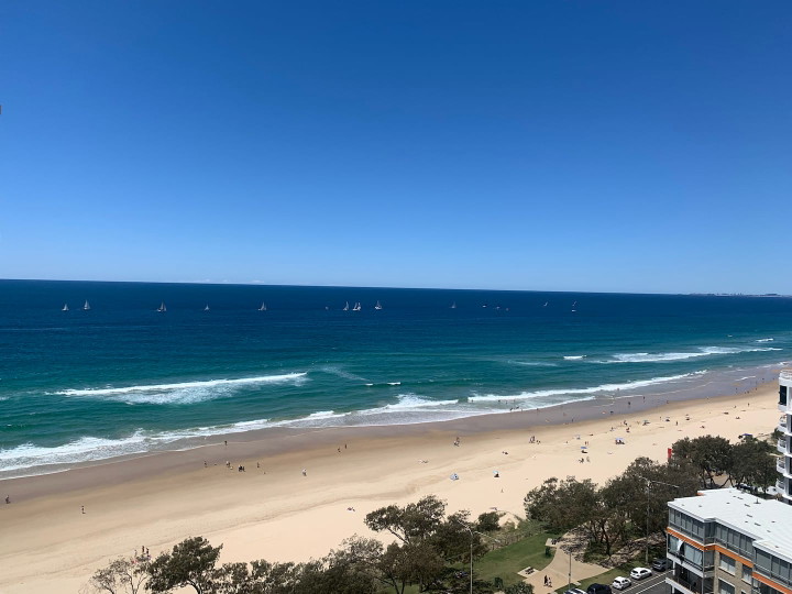 Beachfront Apartment With Breathtaking Views - Gold Coast