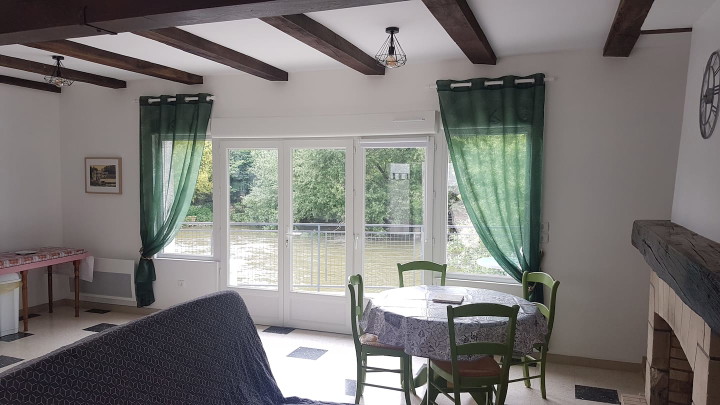 Logement Indépendant Surplombant La Rivière - Aisne