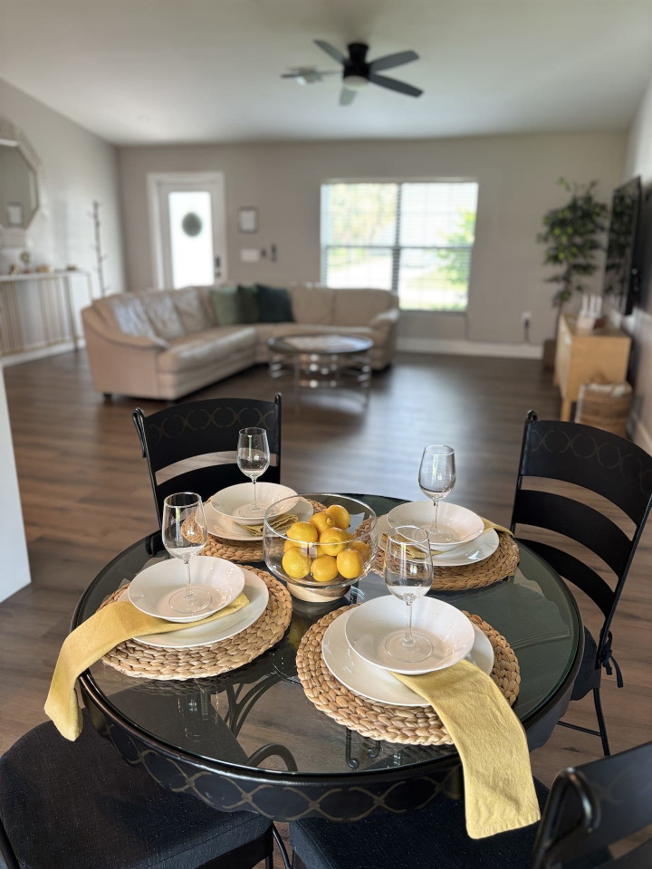 4br Port Charlotte Charming House, Near Shops/ Bch - Port Charlotte, FL