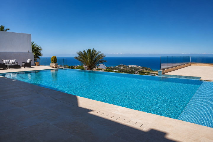 Piscine Infinity Avec Vue Sur La Méditerranée - Tangier