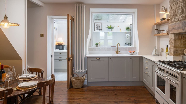 Lucknow Cottage - Stroud