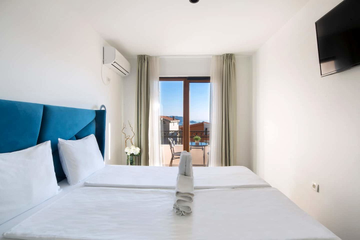 #2 Apartment With Pool & Sea View At Lazy Hill - Budva