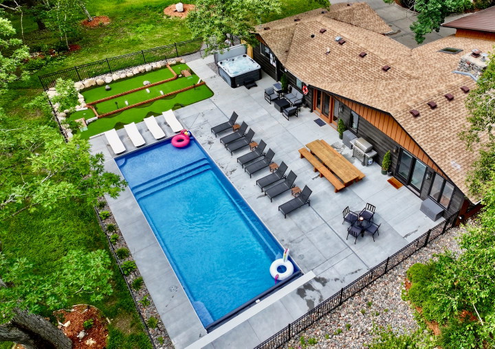Peninsula Lake Villa-pool, Hottub, Sauna, 15 Tomoa - Lakeville, MN