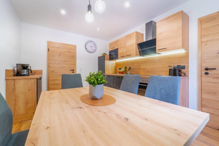 Newly Renovated 2-br Apartment Max Near Area47 - Kühtai