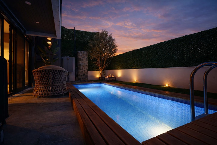 Heated Private Pool & Garden - Urla