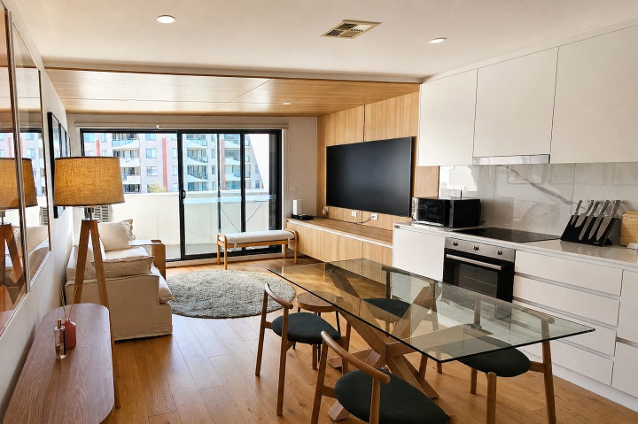 The Japandi Sub-penthouse In Braddon - 