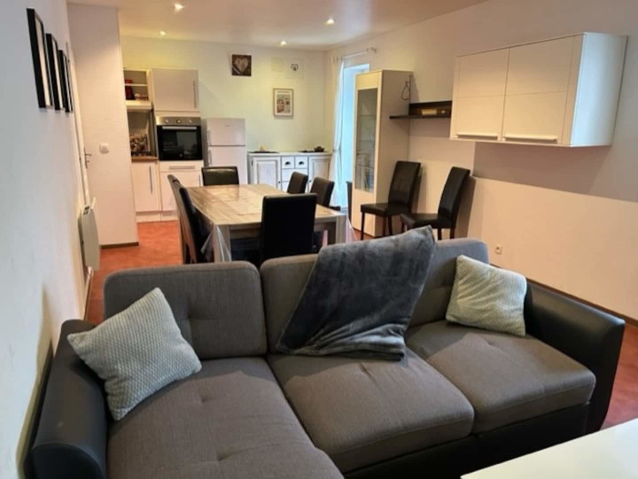 Appartement Dans Village - Sarrebruck