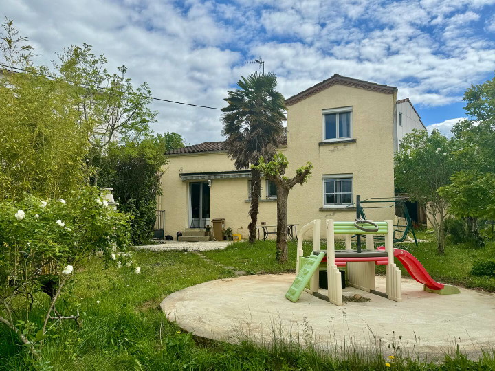 Maison 110m2 Avec Véranda Et Jardin Clos - Cahors