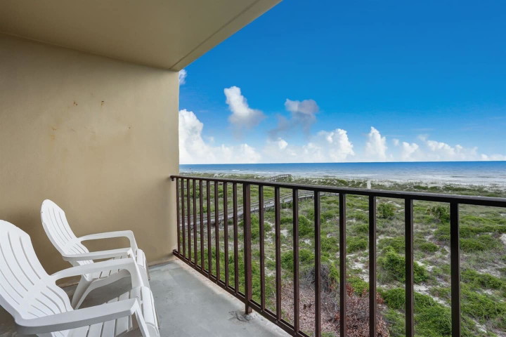 Oceanfront 2br/2ba Condo With Pool, Balcony, And Beach Access. - Fernandina Beach