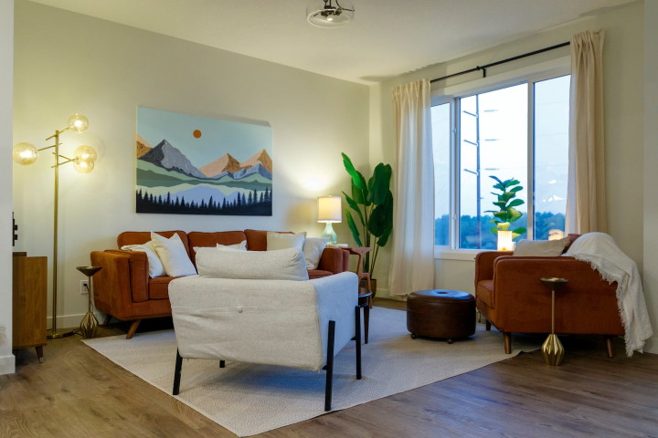 The Foothills Gallery House - Cochrane