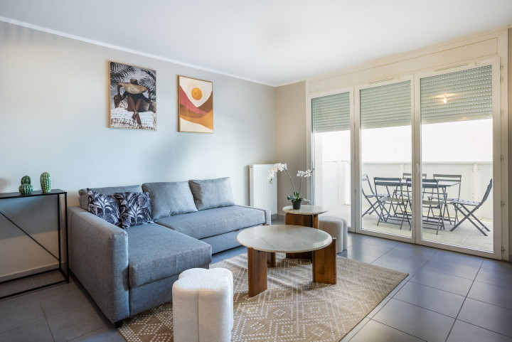 2 Chambres Lumineux, Terrasse&parking, Près Genève - Saint-Genis-Pouilly