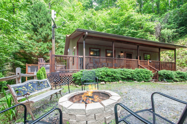 Blue Mist Mnt Retreat | Min From Bryson & Cherokee - Cherokee, NC