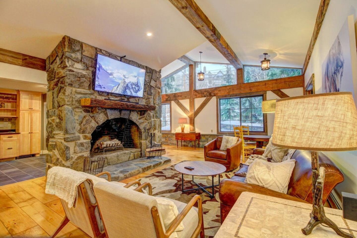 Chalet Chaleureux Avec Jacuzzi Et Sauna - Vermont
